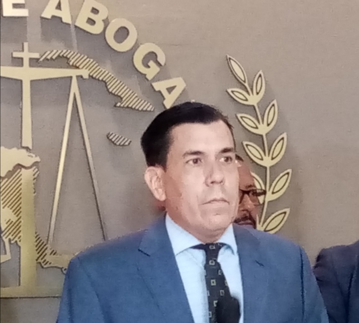 Tras la muerte del abogado Gerardo Meza,presidente del CAH Rafael ...