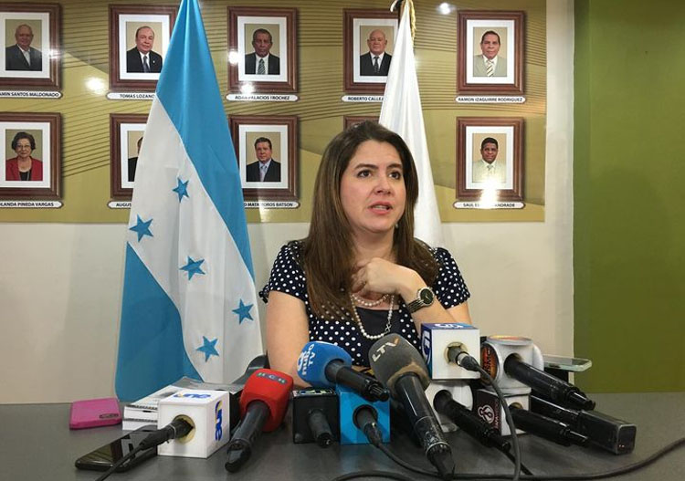 Cossette López increpa a quienes pretenden sembrar dudas sobre la ...